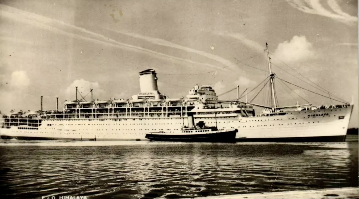 À BORD DES PAQUEBOTS SS HIMALAYA ET SS IBERIA DE LA P&O Lines ...
